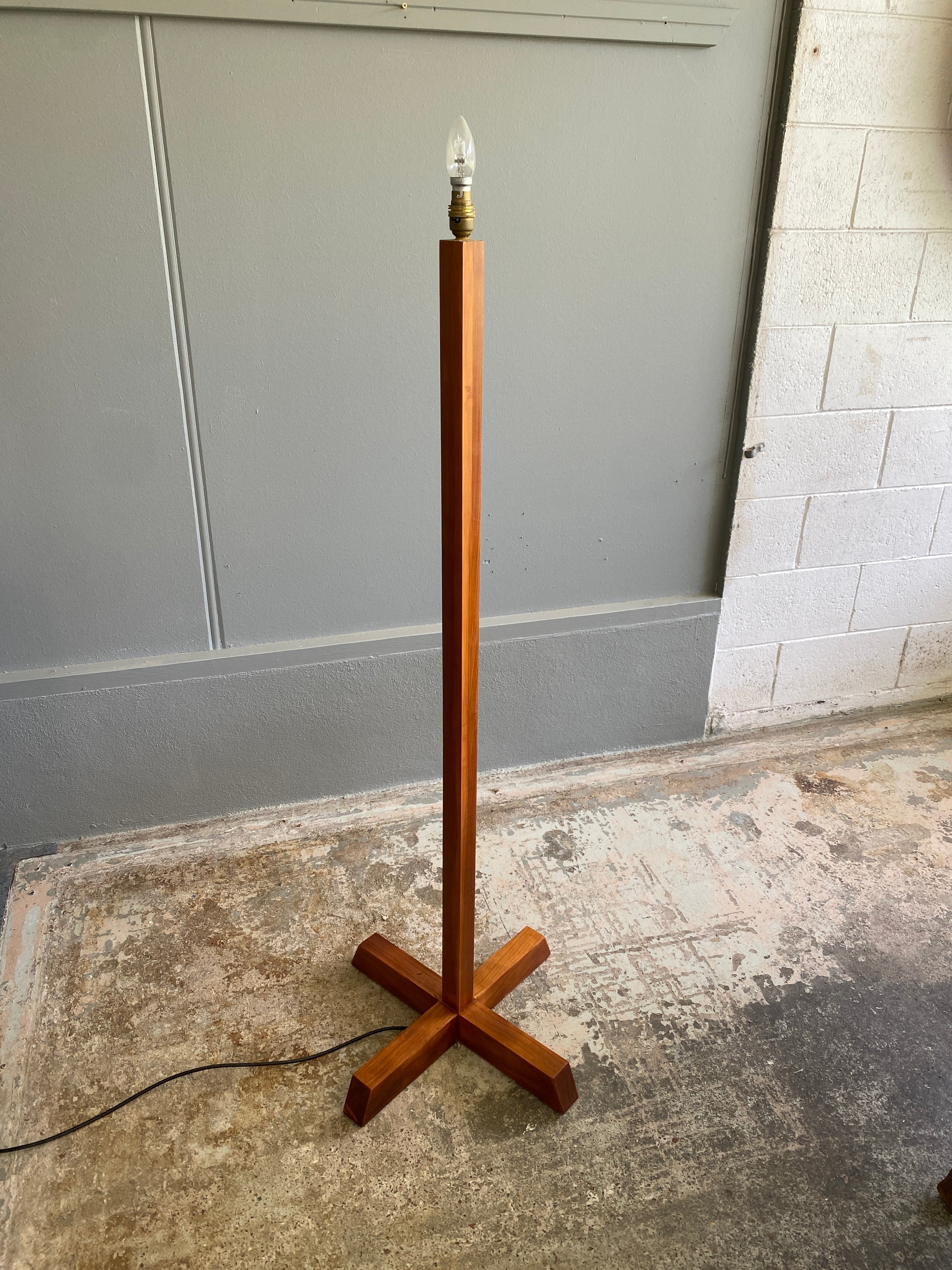 Vintage Kauri Mission Style Standard Lamp – Plots & Pickles